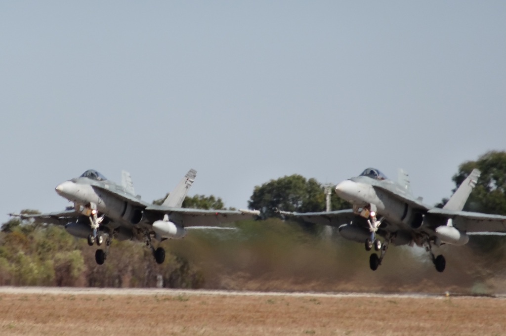 F18 Hornet – Plane Crazy Down Under